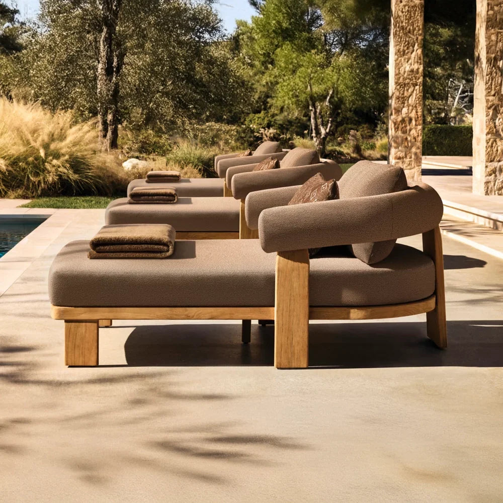 Kavien Collection – Albert Living